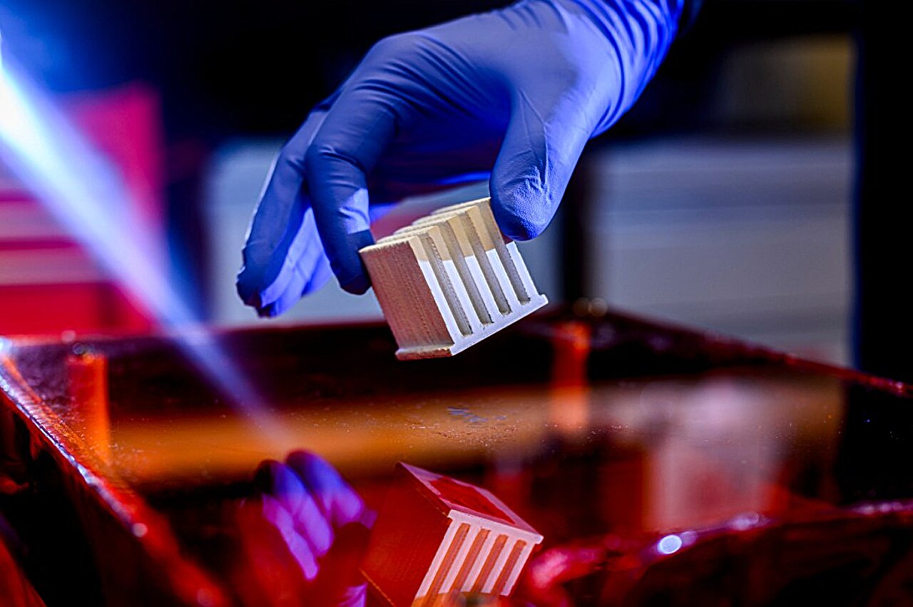 Researchers develop breakthrough heat-conductive plastic to help ...
