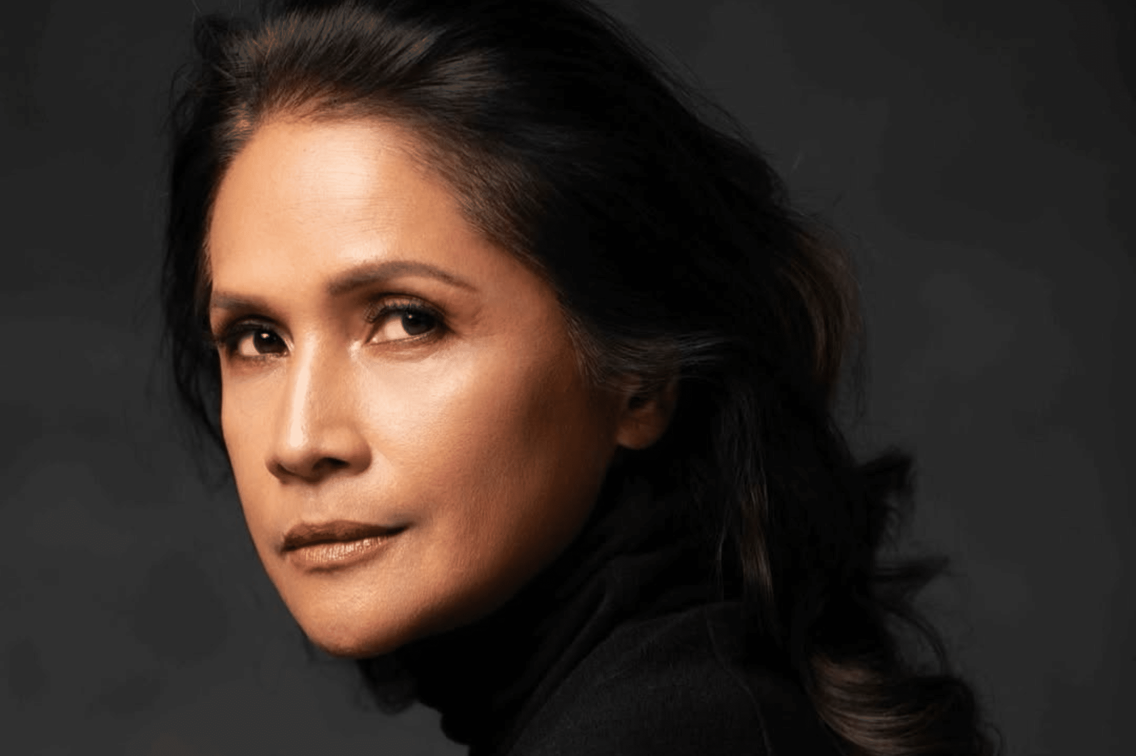 Agot Isidro sorry for forgetting lines, shutdown during ‘Dagitab’ staging