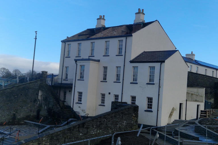 ‘Barrack Masters House’ roof at Ebrington in Derry cannot be restored ...