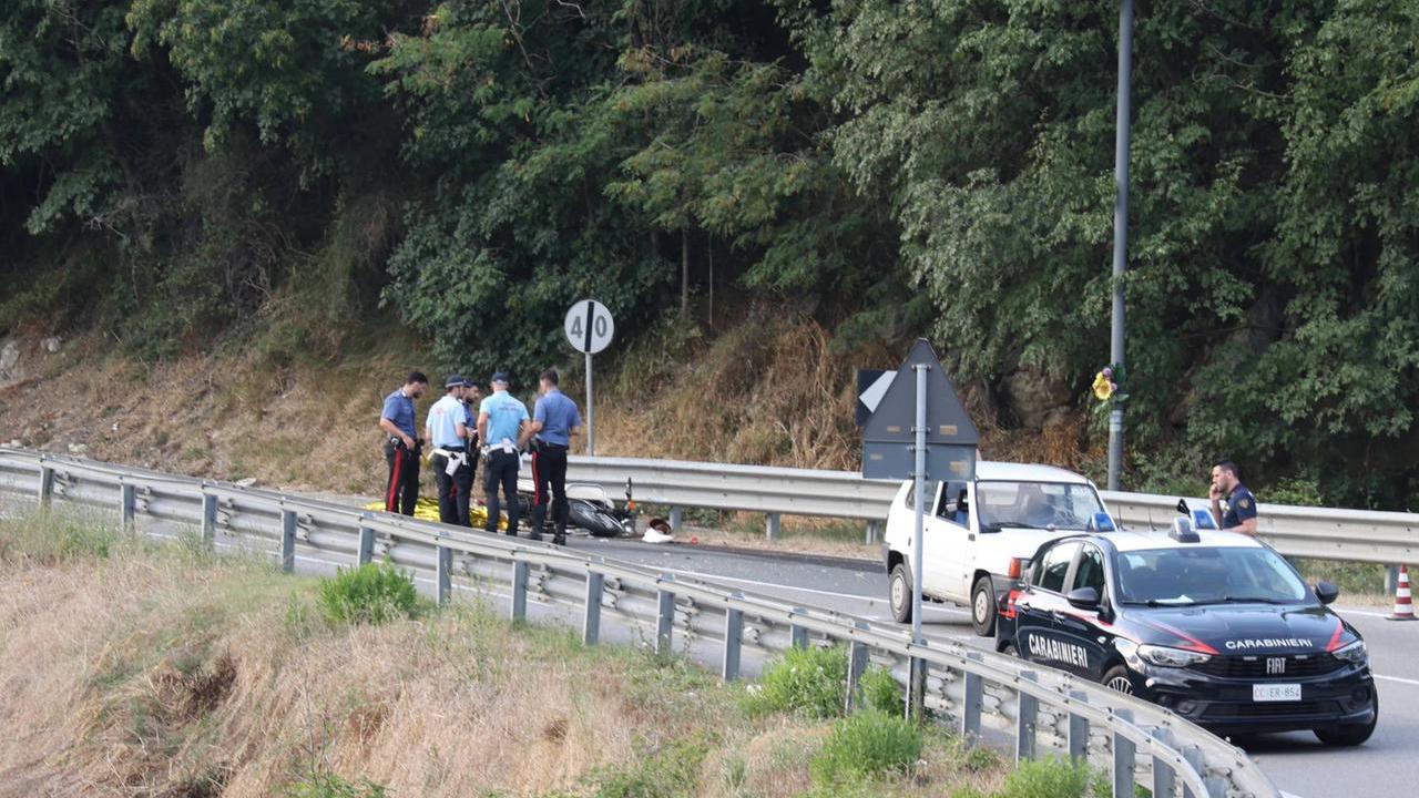 Incidente a Calenzano, muore poliziotto di 59 anni: grave la compagna ...