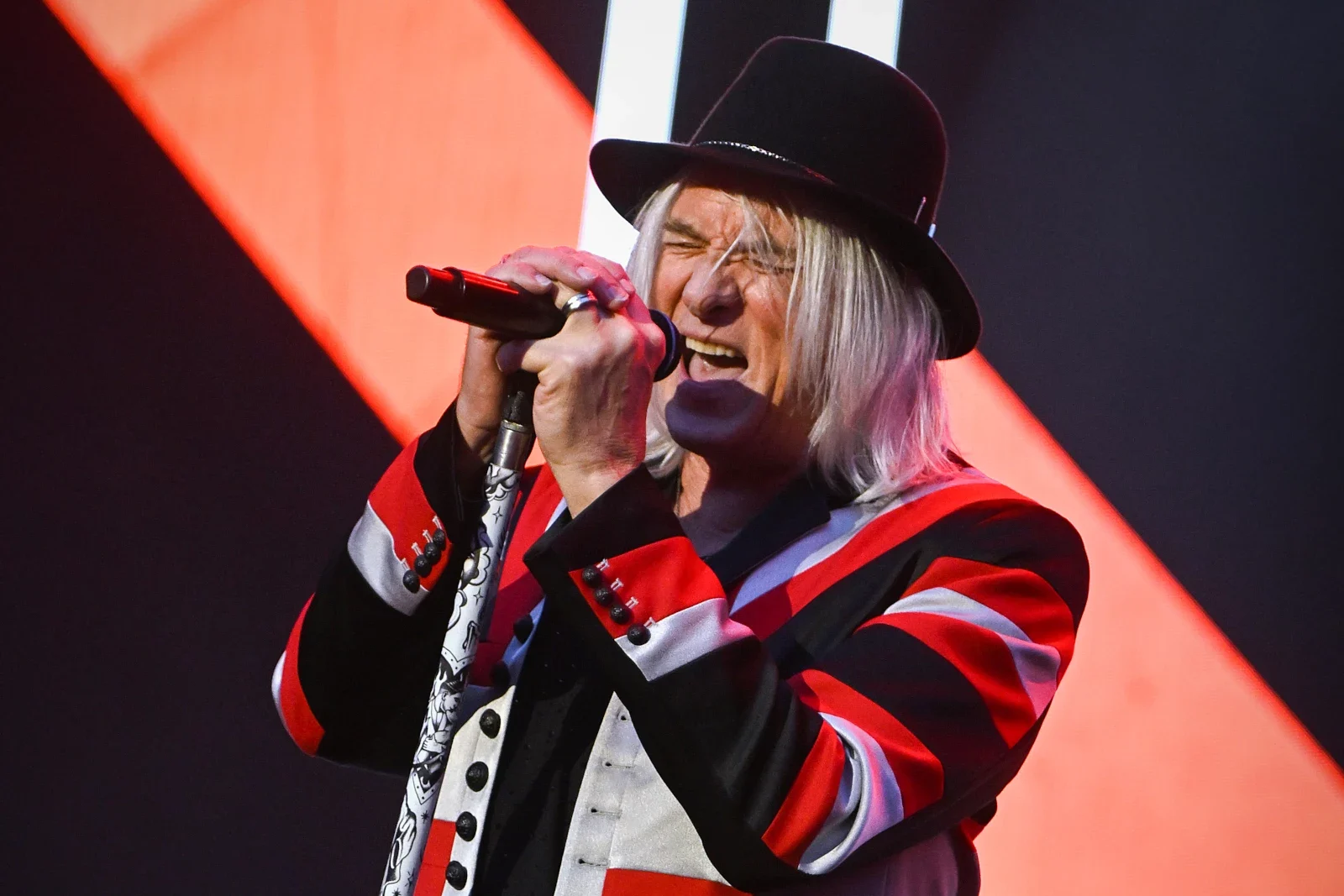 Def Leppard Announces Their First Tour Dates for 2026
