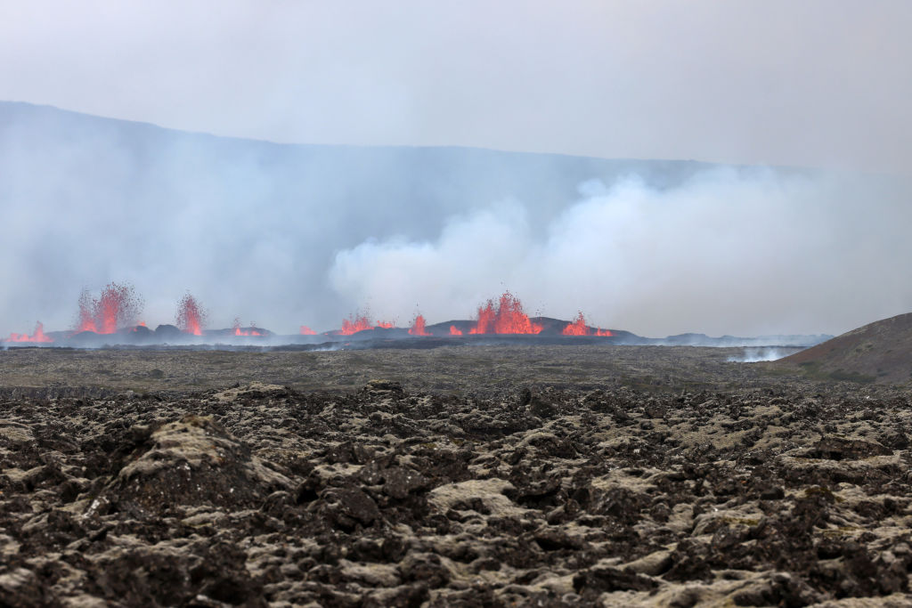 Another Volcanic Eruption In Iceland Causes Evacuations At The Blue ...