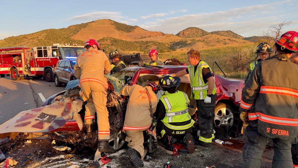 Highway 285 reopens after deadly crash west of Denver