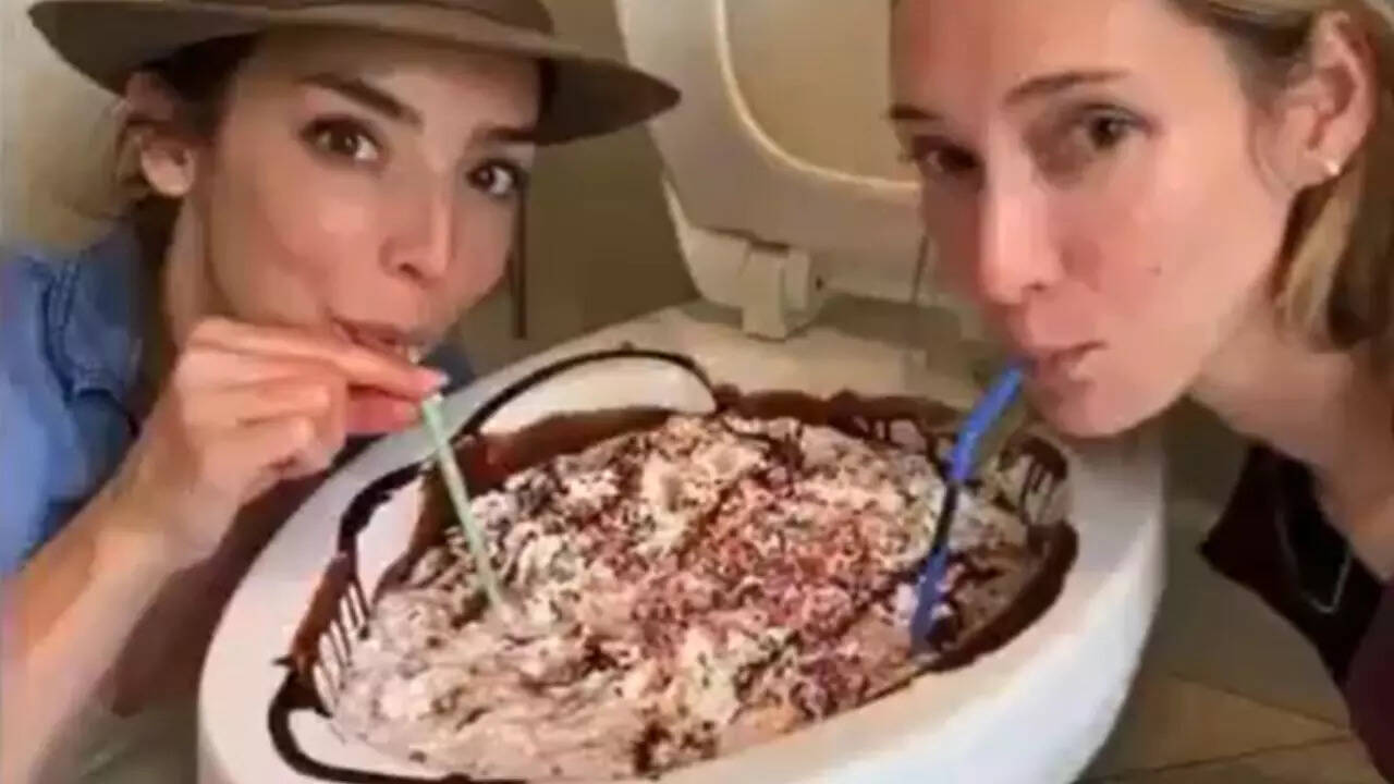 Most bizarre food recipes that went viral on social media