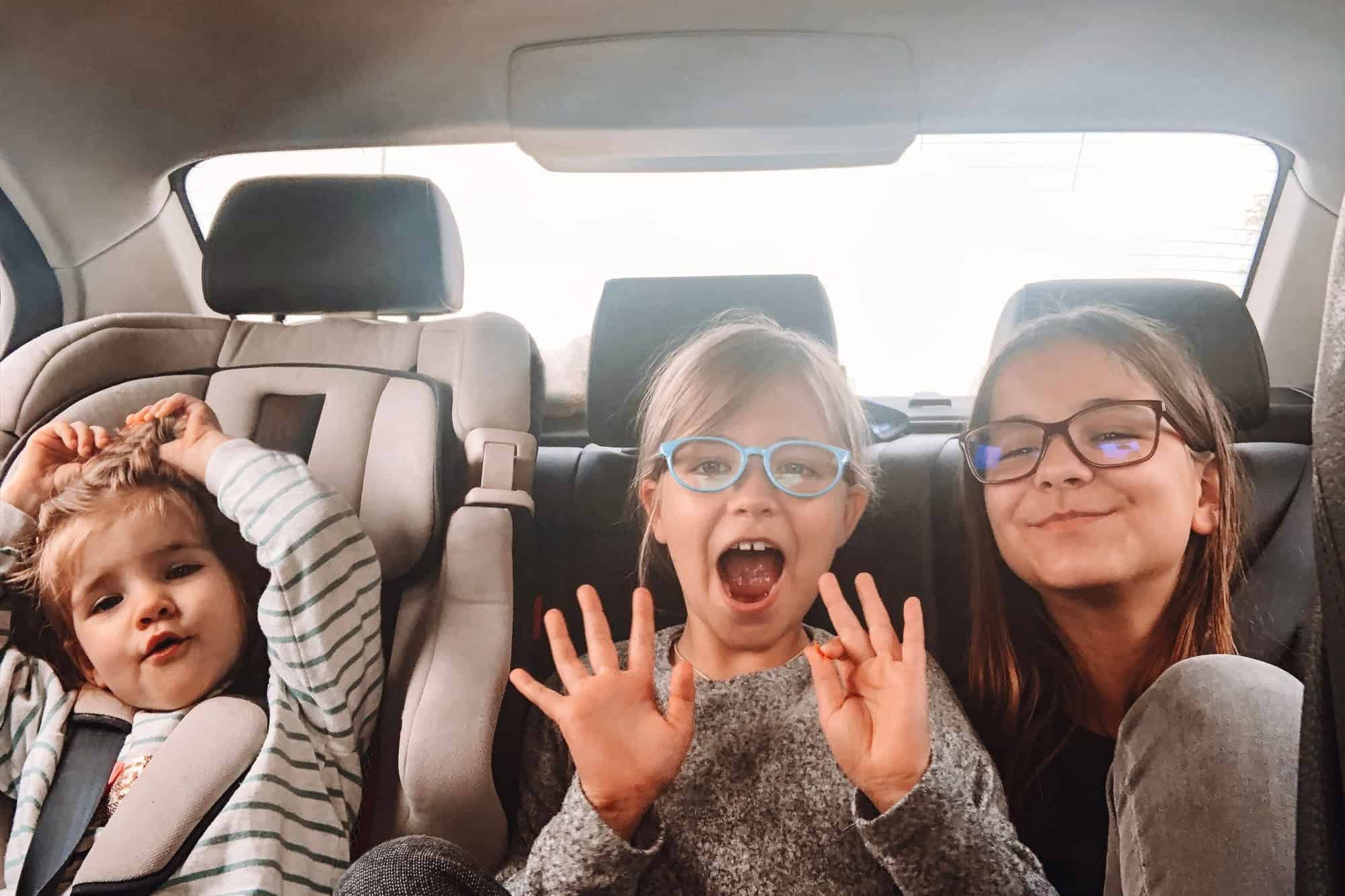 11 Things Only Middle Children May Truly Understand