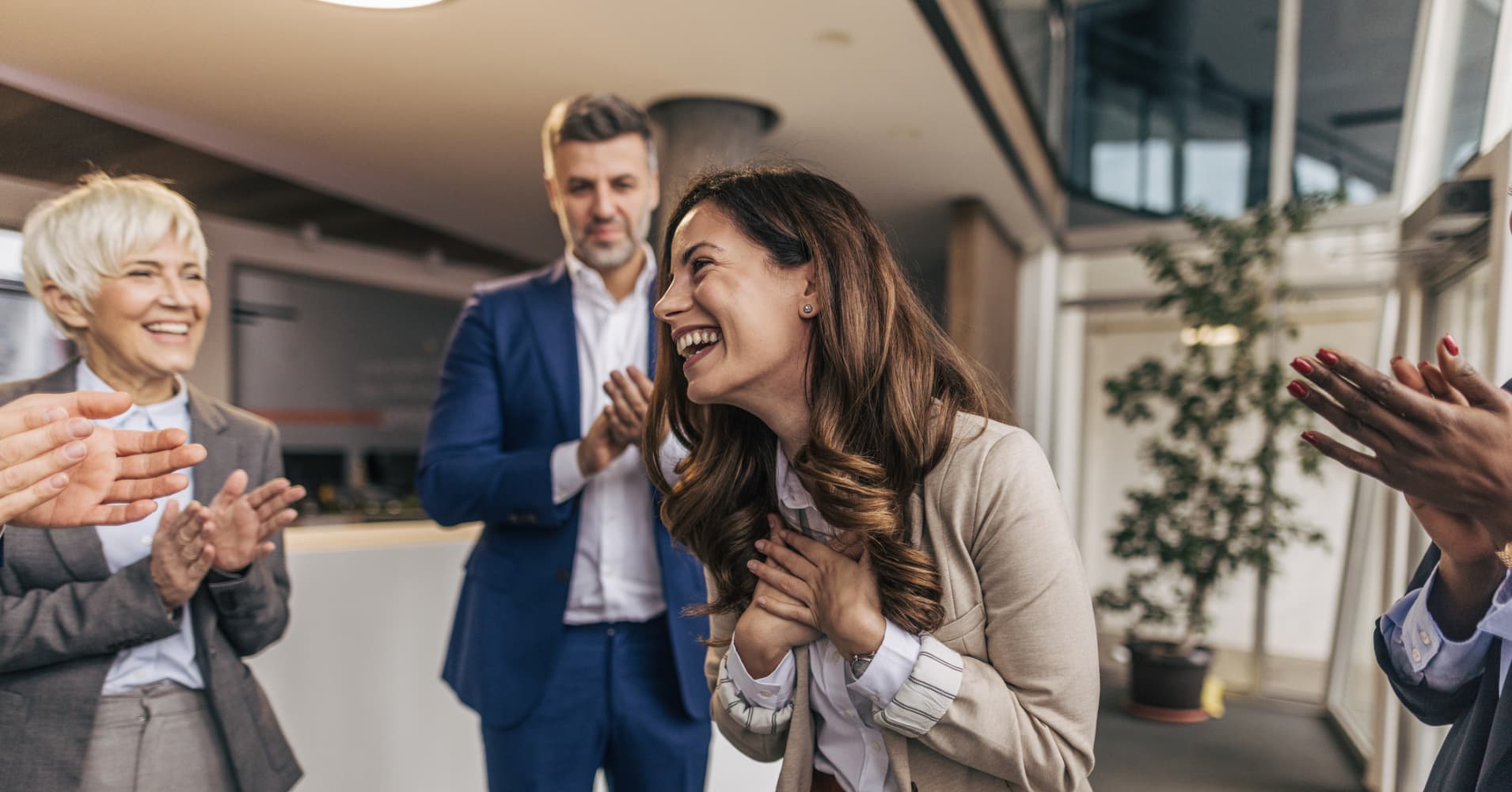 Bosses, stop trying to flatter your workers, says leadership expert—it ...