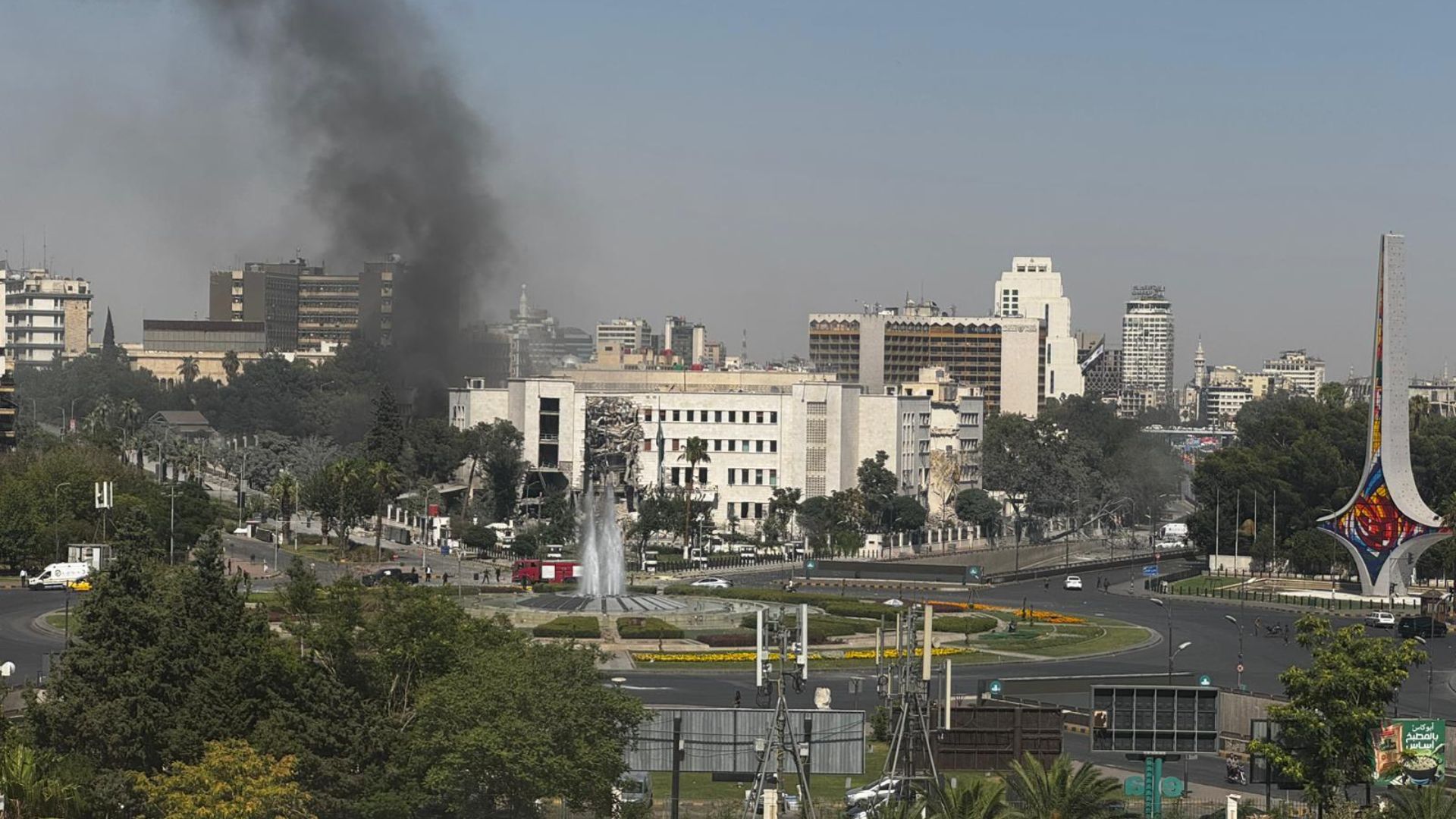 Netanyahu bombs Syria, White House “very concerned”