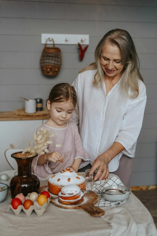 Cooking up connections: how a New York restaurant is preserving ...