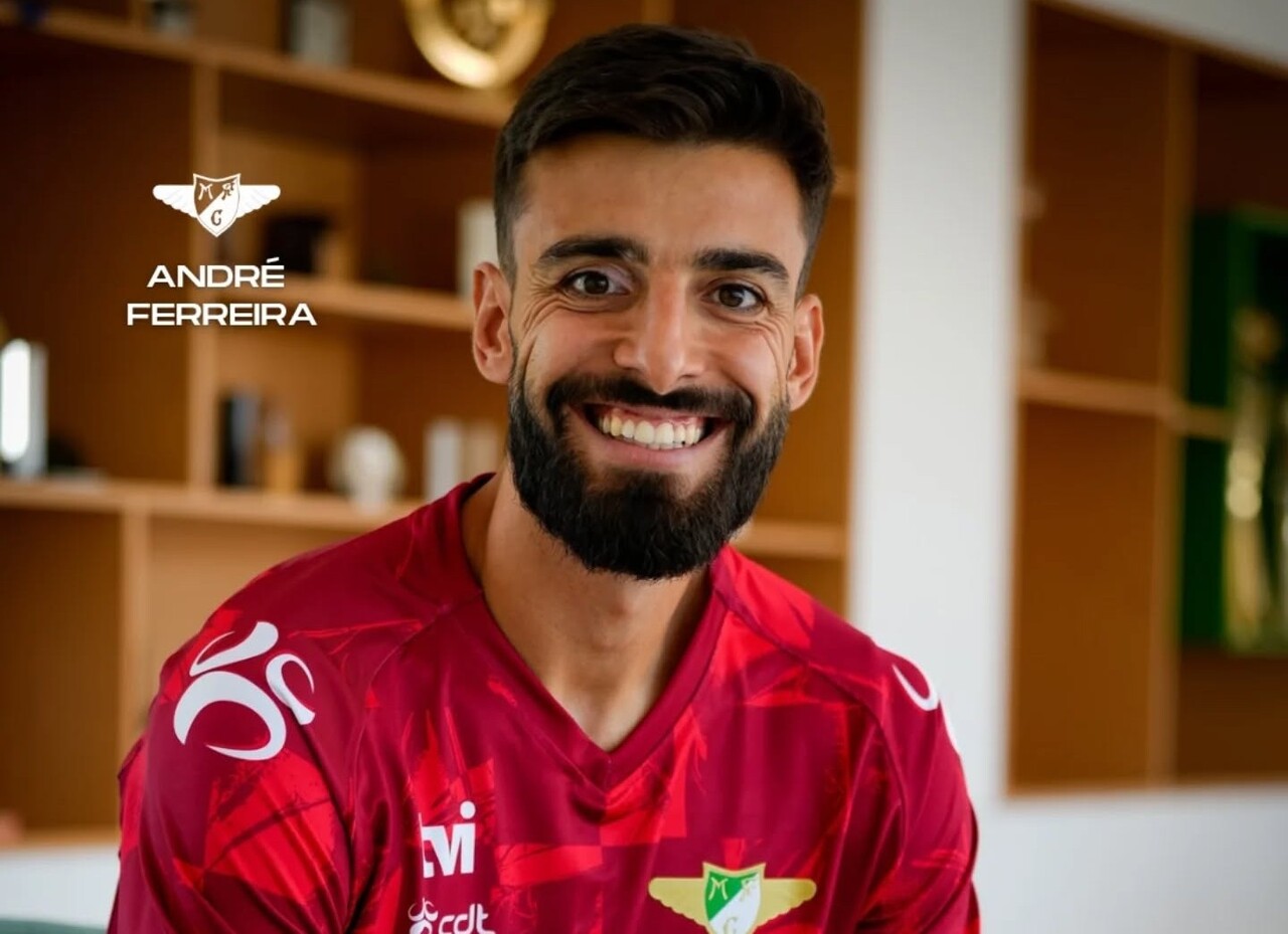 André Ferreira regressa a Portugal pela porta do Moreirense