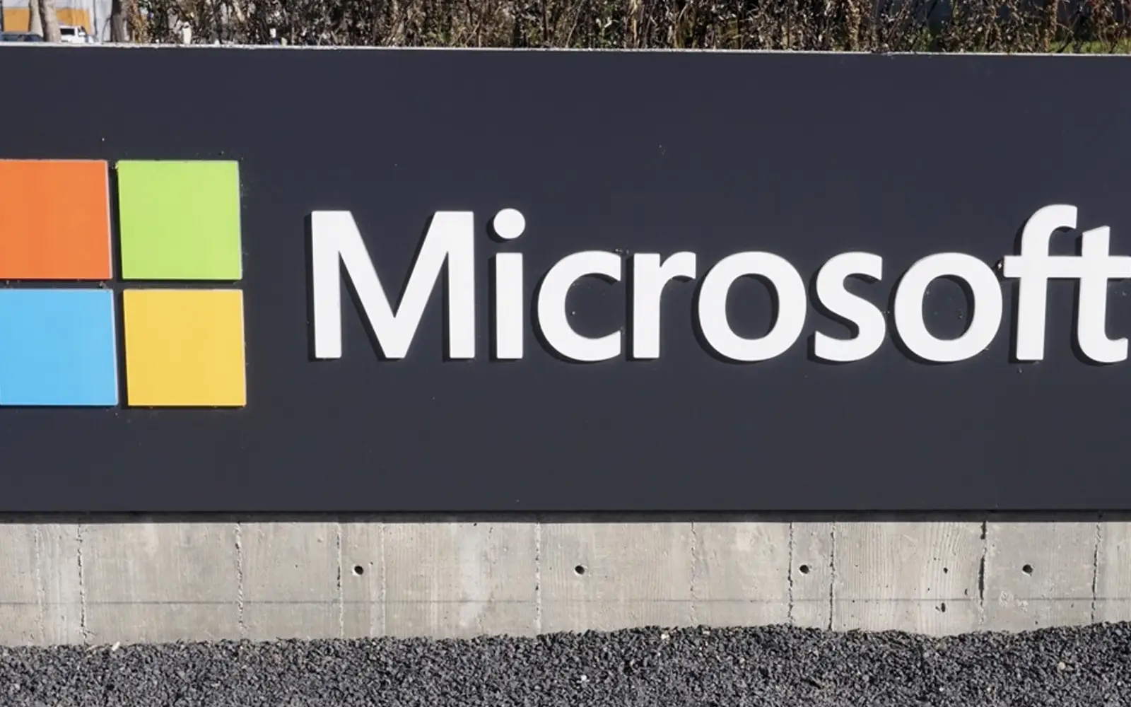 Microsoft hack likely by single actor, thousands of firms now vulnerable