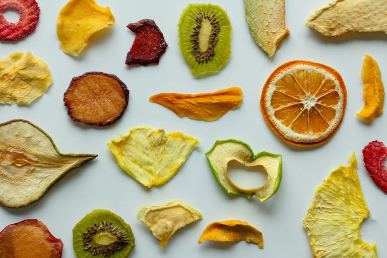 5 Dried Fruits You Should Never Eat