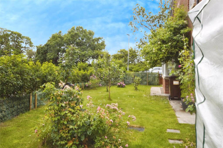 It has so much potential! I tour the charming 4-bed Preston home with ...