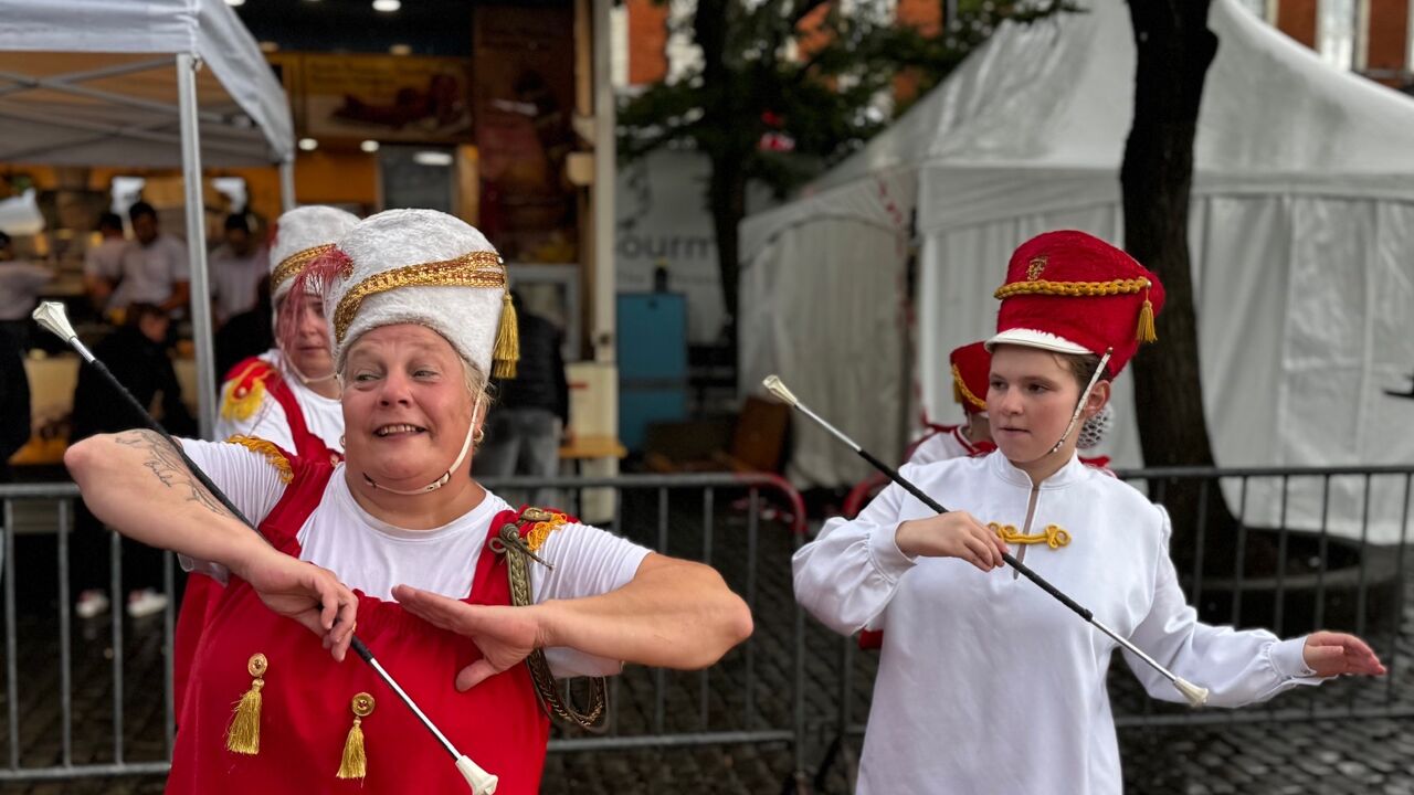Resto National in de Brusselse Marollenwijk in beeld en cijfers: "3 ton ...