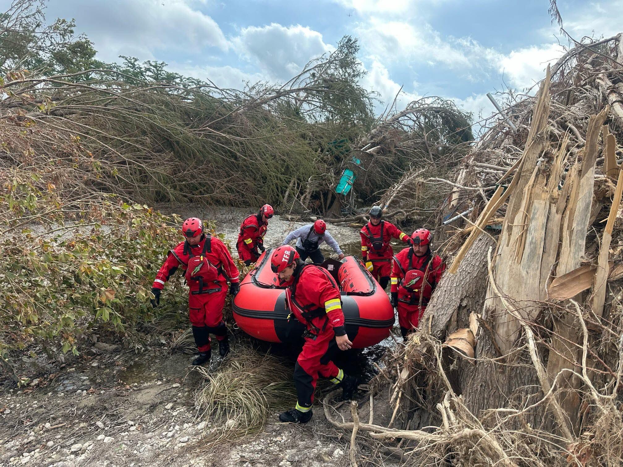 Alabama Task Force One searches for the last 3 people missing in Kerr ...