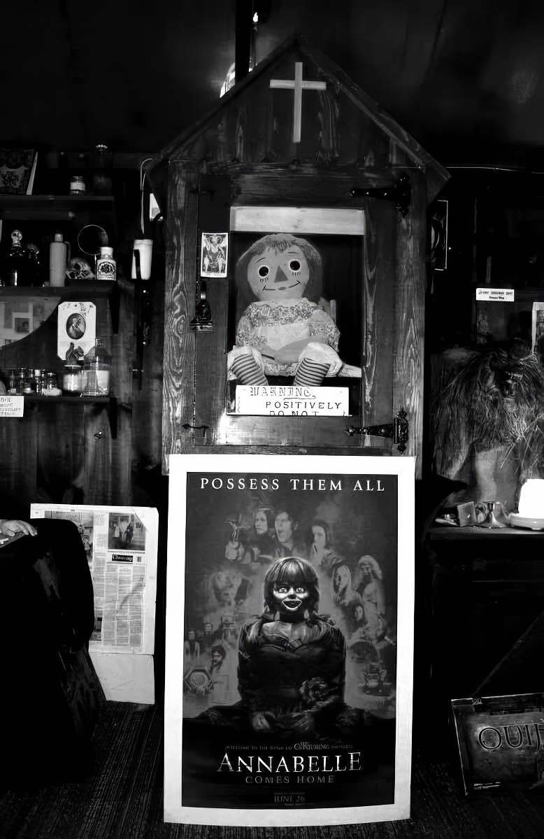 The keeper of America's most famous "possessed" doll dies