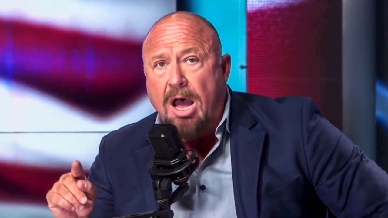 'You're a shill for Trump!' Alex Jones confronted on air after moving ...