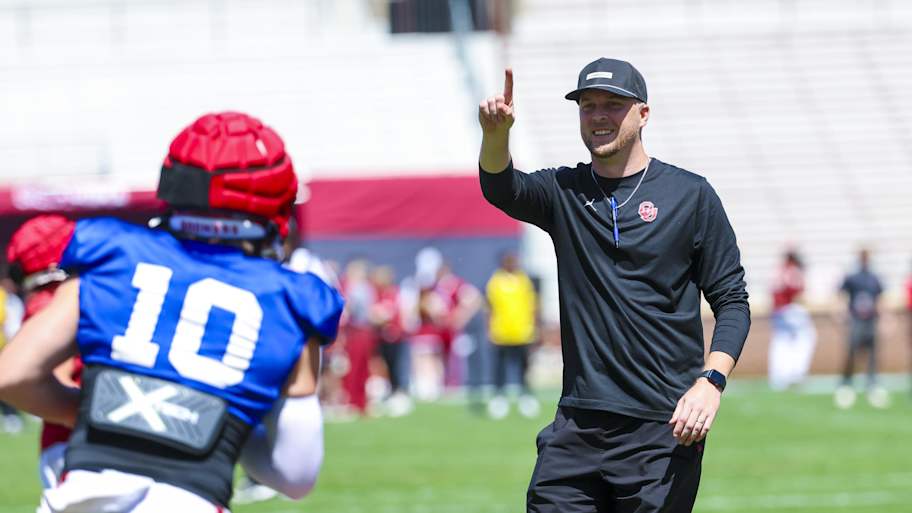 Oklahoma Sneaks Into Sports Illustrated's Preseason Top 25