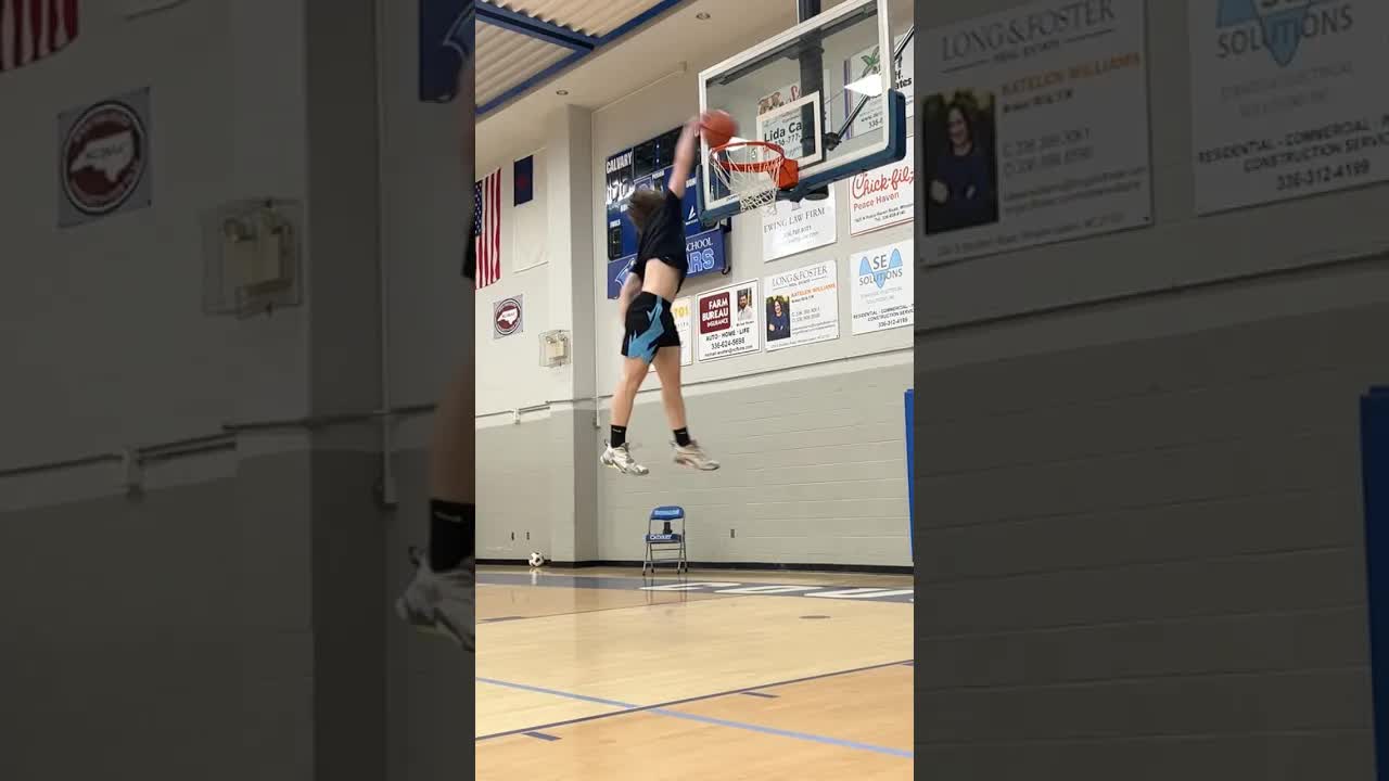 Pro Dunker does Behind the Back dunk #dunk