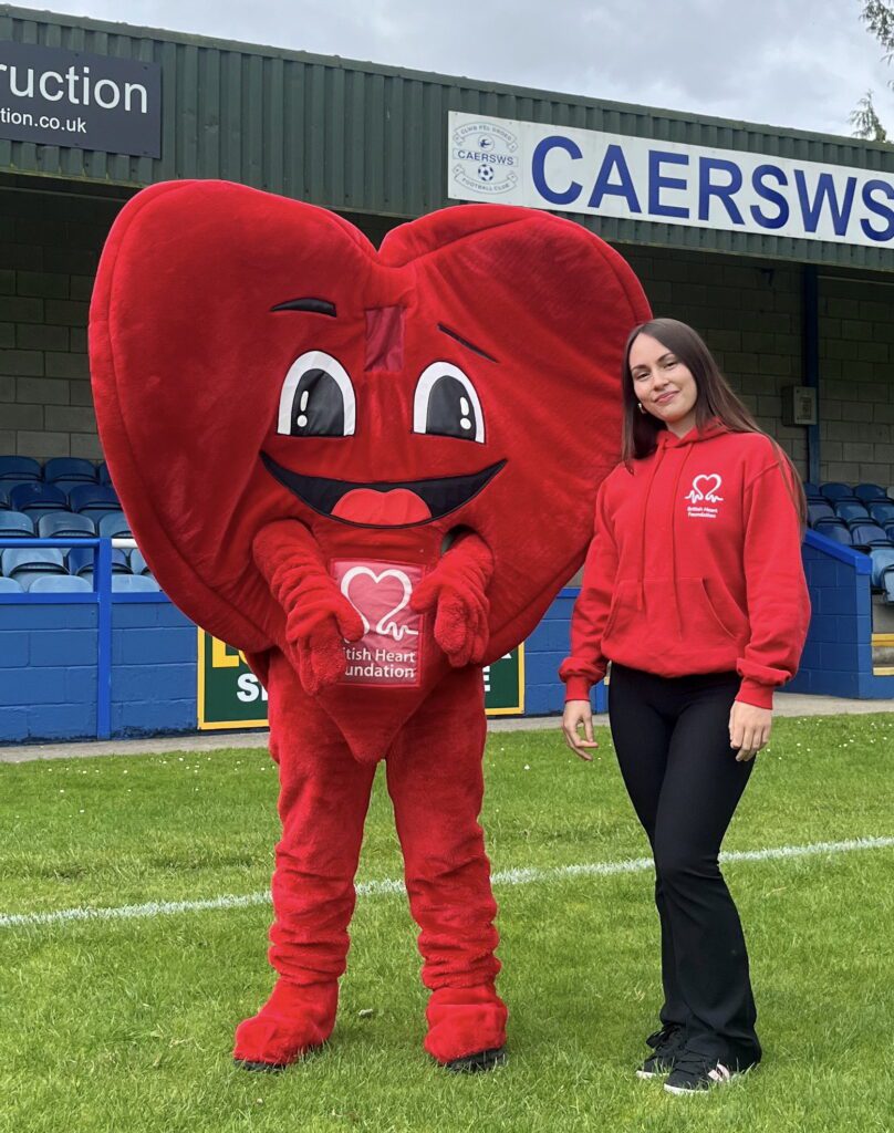 Woman’s heart attack at 22 dismissed as panic attack and bug