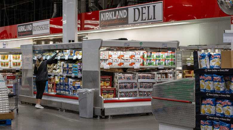 Here's What It Was Like To Shop At The First Ever Costco