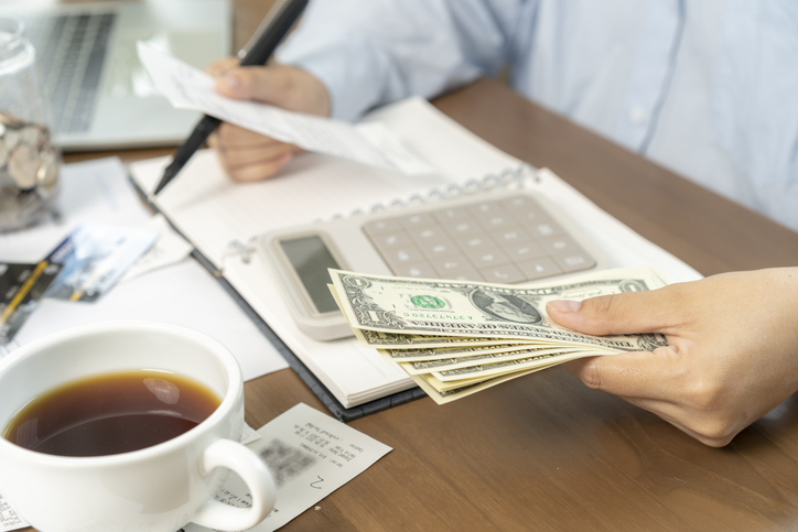 Who’s getting an extra paycheck this month