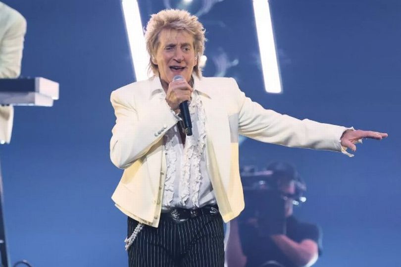 Sir Rod Stewart donates £4k in tribute to Celtic-daft teen who died in ...