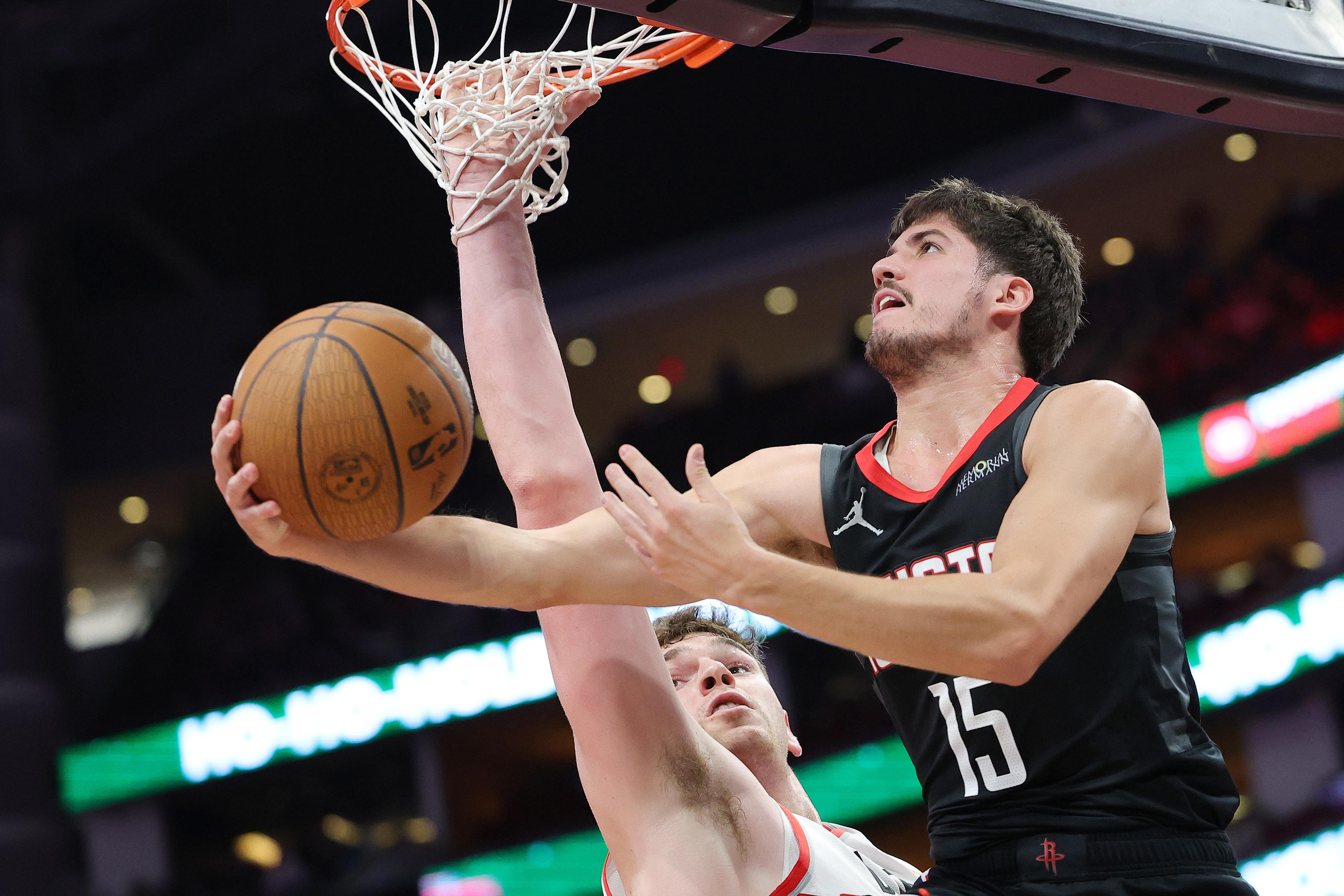 Reed Sheppard scores career-high 27 points in NBA Cup loss to Denver
