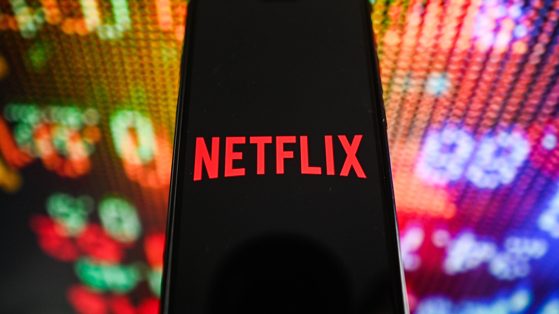 Is Now a Good Time To Invest in Netflix? Here’s What Experts Say