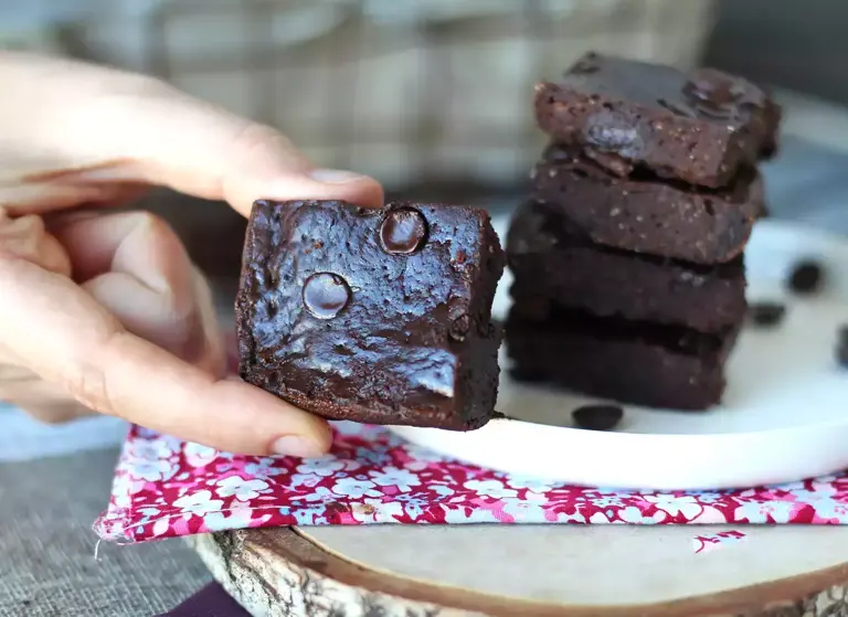 Protein brownies with whey, naturally gluten-free