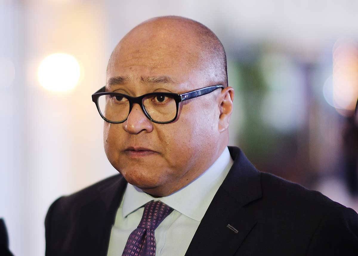 Ombudsman suspends GSIS head, 6 others
