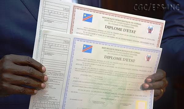 E-diplôme RDC : la blockchain au service de la lutte contre les faux ...