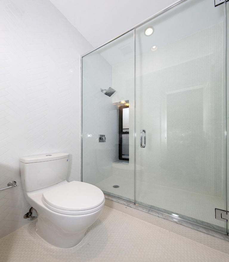 Bob Dylan’s first NYC building lists for $8.25M — the singer’s humble 1 ...