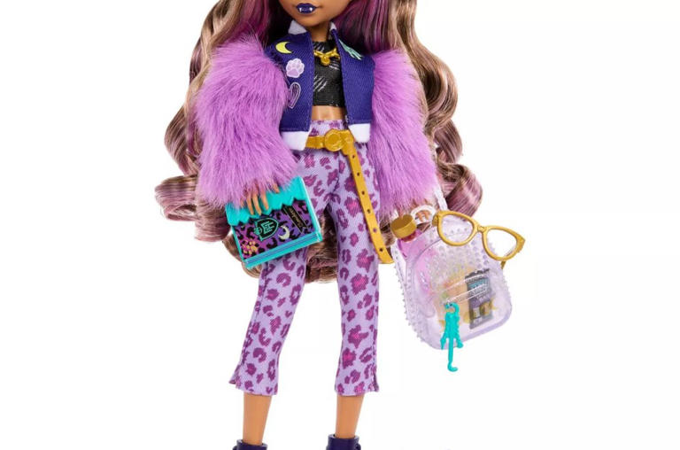 Shop These Frightful & Fashionable Dolls Inspired by Katseye's Latest ...
