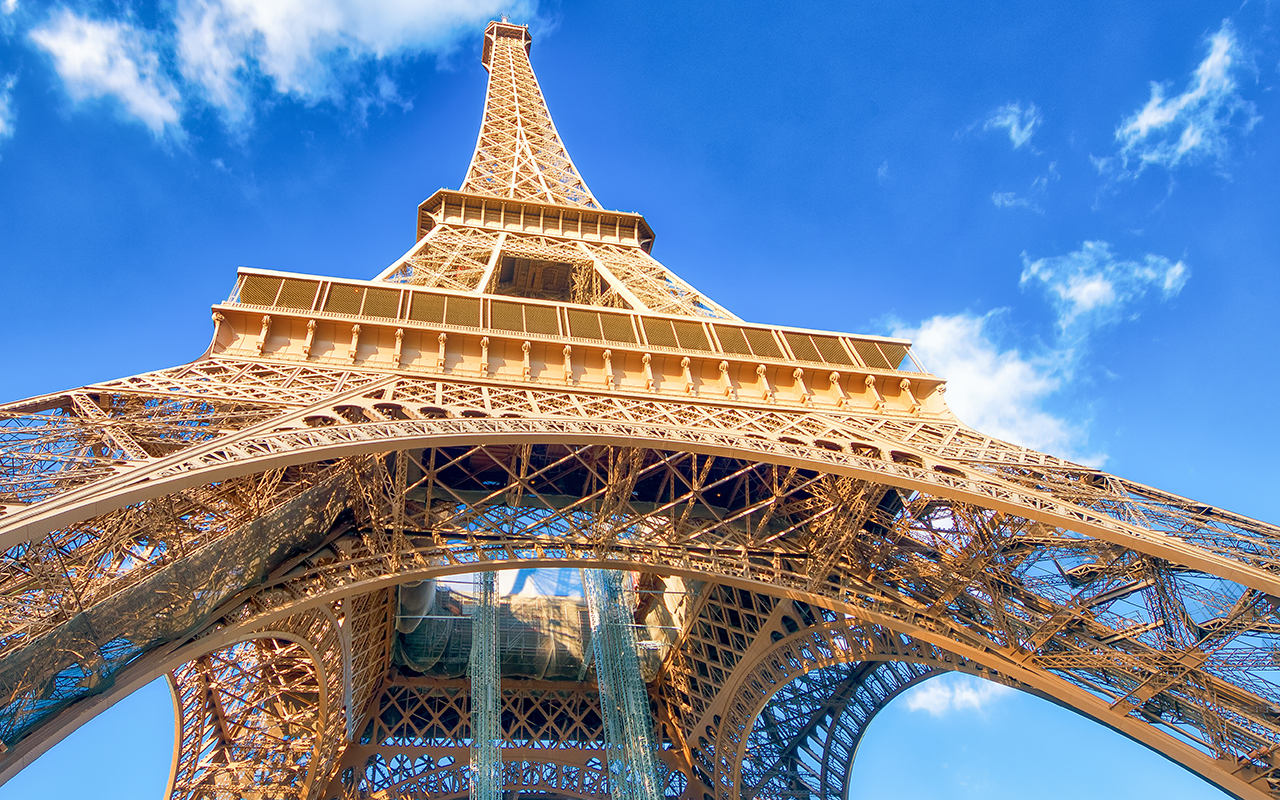 Don't Visit the Eiffel Tower Without Knowing These 10 Things