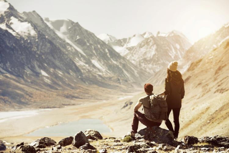 Pour former un couple heureux, mieux vaut-il se ressembler ou être ...