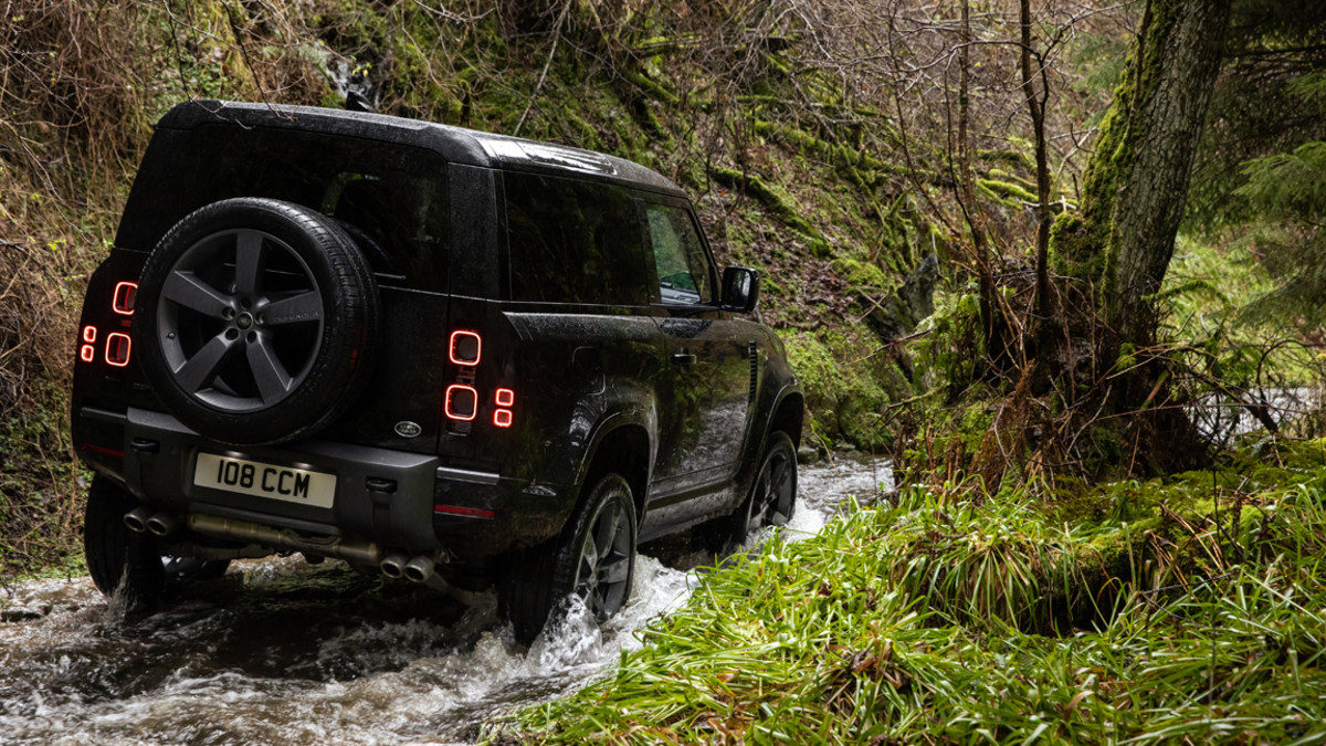 The Cheapest Land Rover Defender 90 Now Costs Six Figures