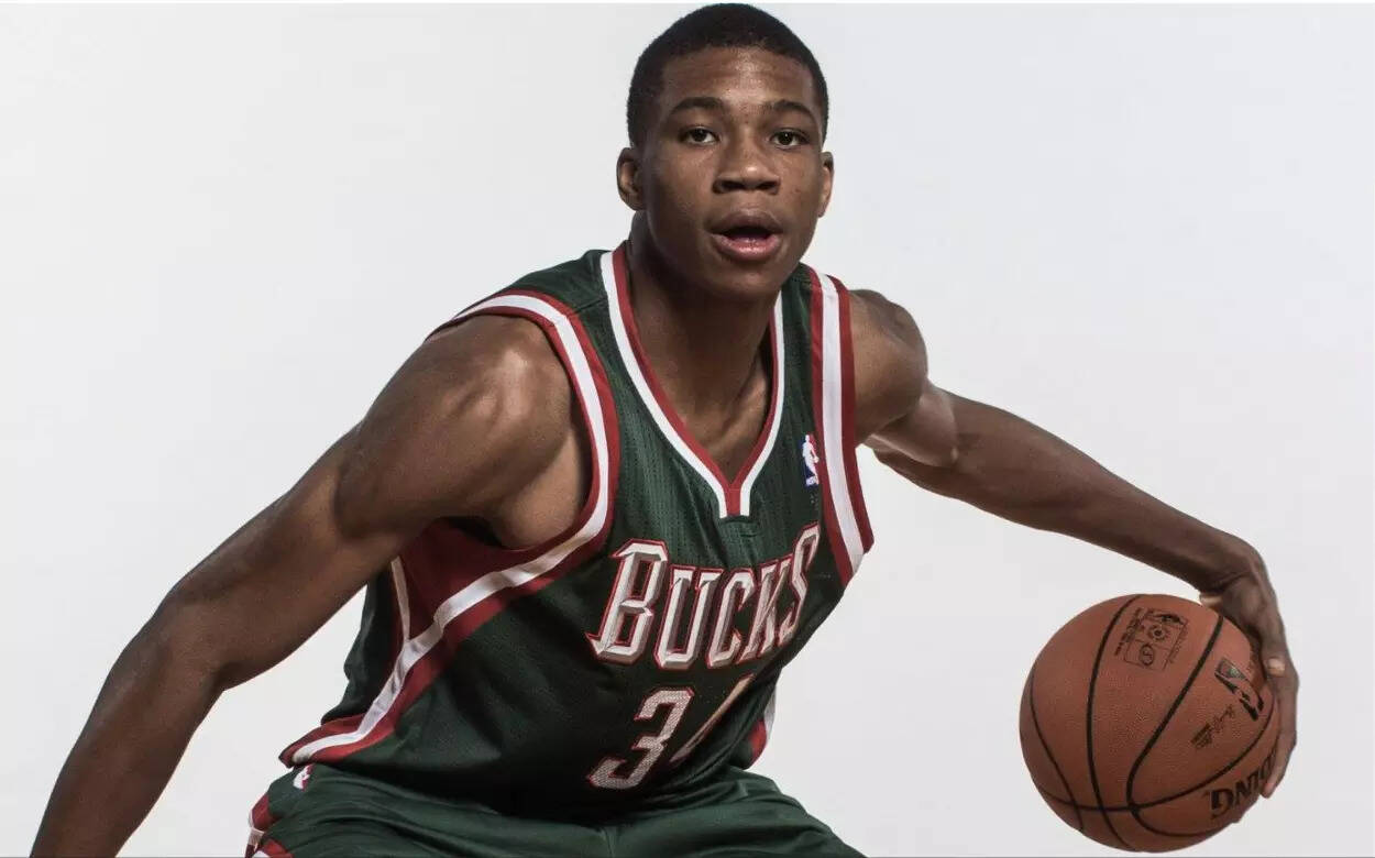 Giannis Antetokounmpo reacts to Dirk Nowitzki meme, as he goes viral in ...