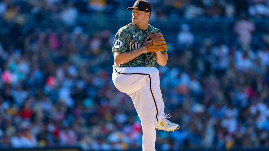 45-Year Old Pitcher Called Up From Minors to Play for 14th MLB Team