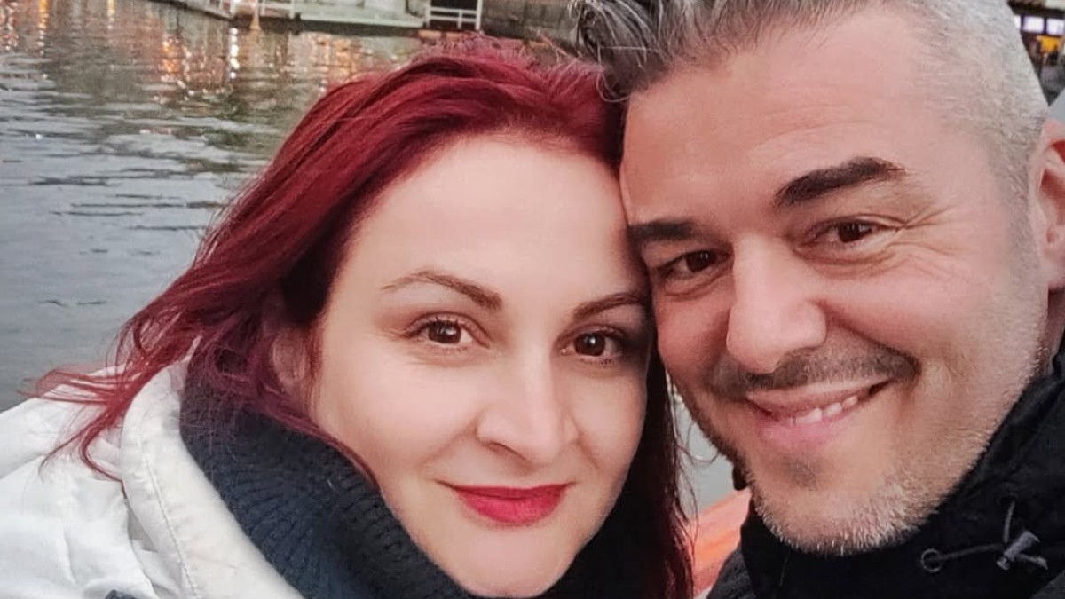 Ο Πέτρος Πολυχρονίδης ταξιδεύει στην Αυστραλία με τη σύντροφό του – «Η ...