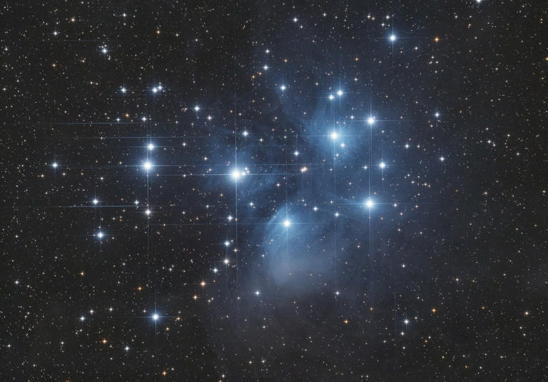 These 3 popular skywatching star clusters may be branches of the same ...