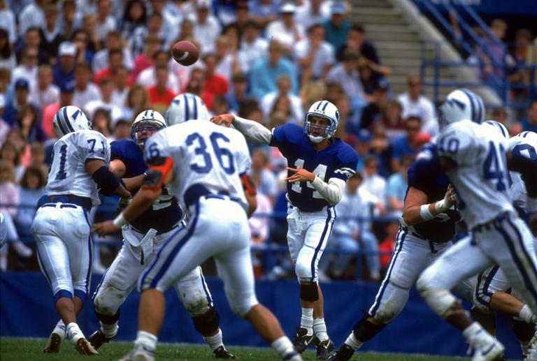 Which 10 College Football Players Have The Most Passing Yards of All Time?