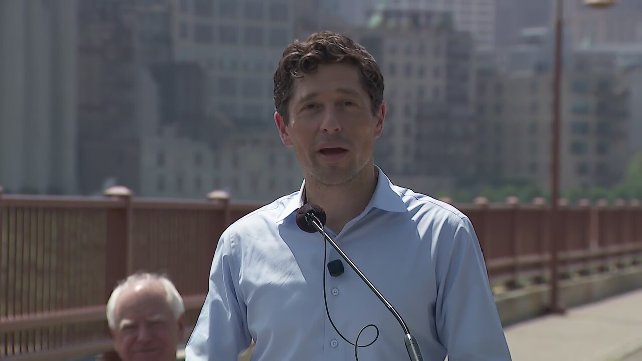 Minnesota leaders officially reopen Stone Arch Bridge in Minneapolis [RAW]