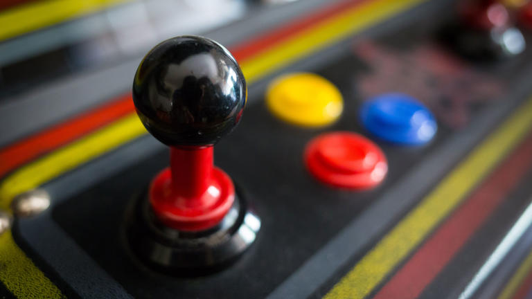 These Are My 3 Favorite Retro Game Emulators for Windows 11