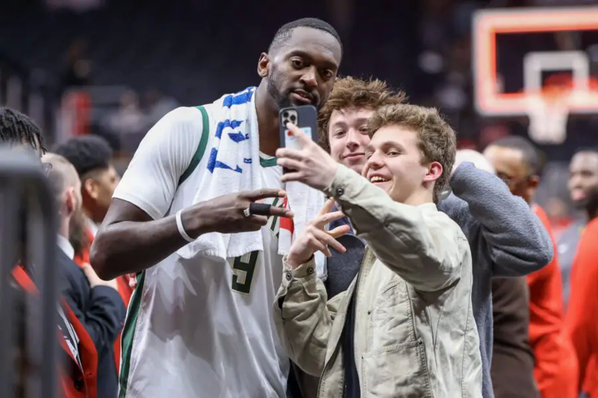 Milwaukee Bucks: GM’s Bobby Portis Remarks Express What Fans Feel to ...