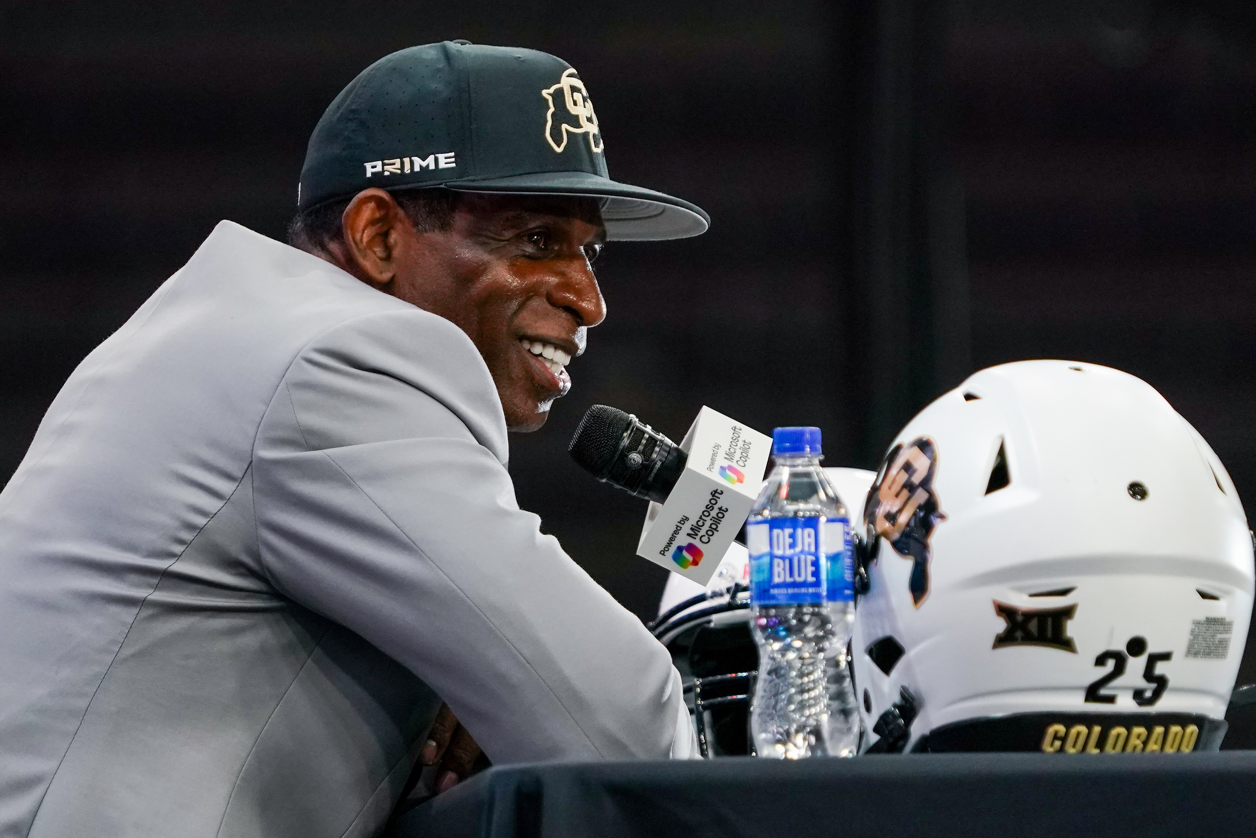 Deion Sanders provides update on his health issue