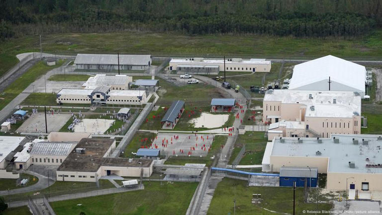 US set to deport permanent residents over Haitian gang links