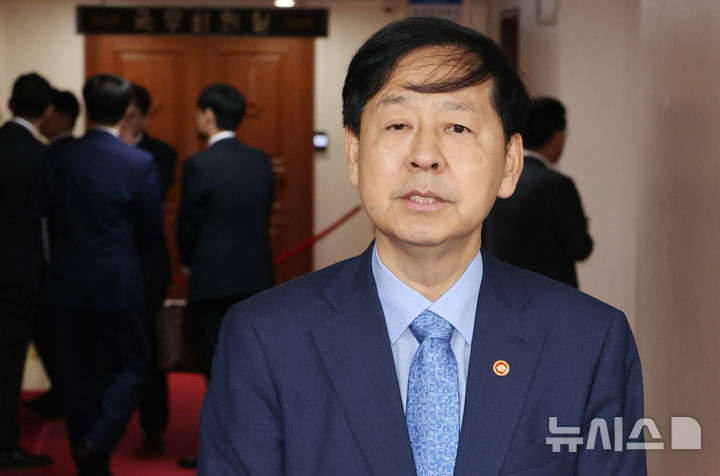 정부, 법인세 복구 만지작…투자 활력 vs 세입 확충 '딜레마'