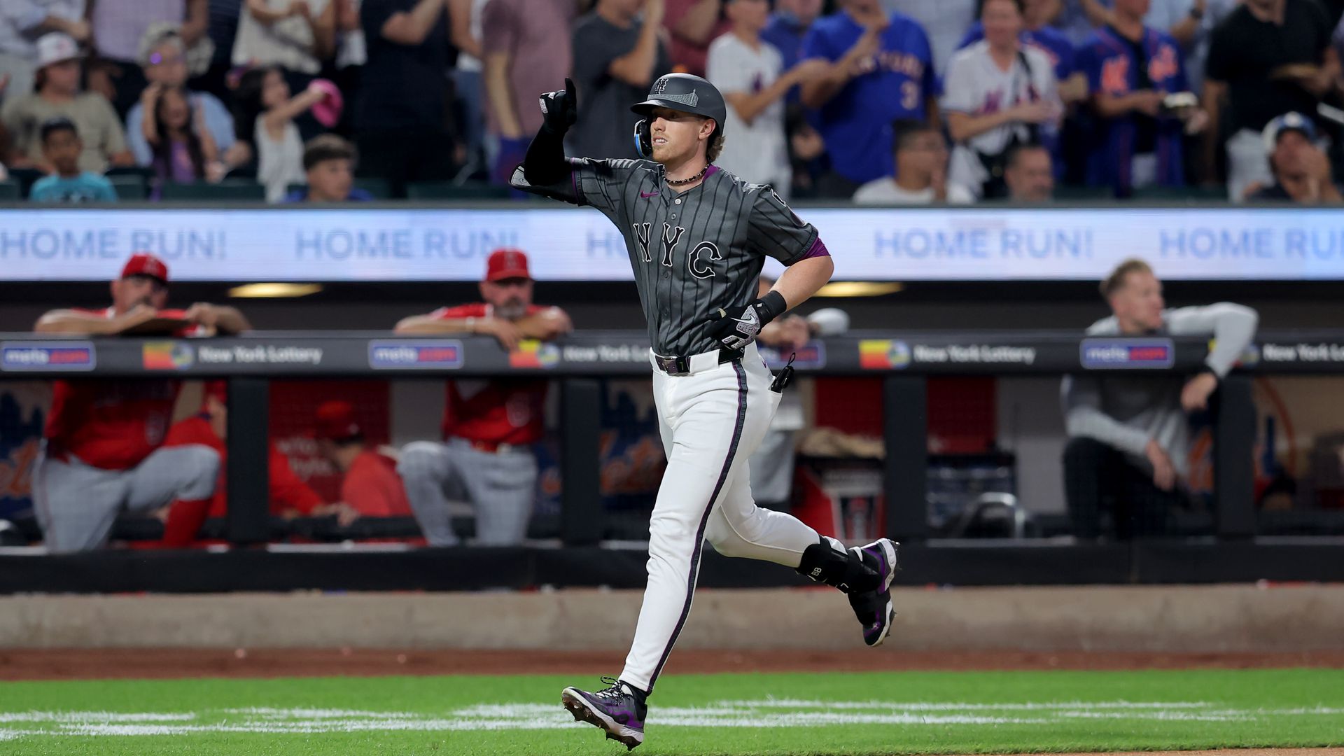 Mets 7, Angels 5—Mets benefit from Angels’ putrid defense to steal a win