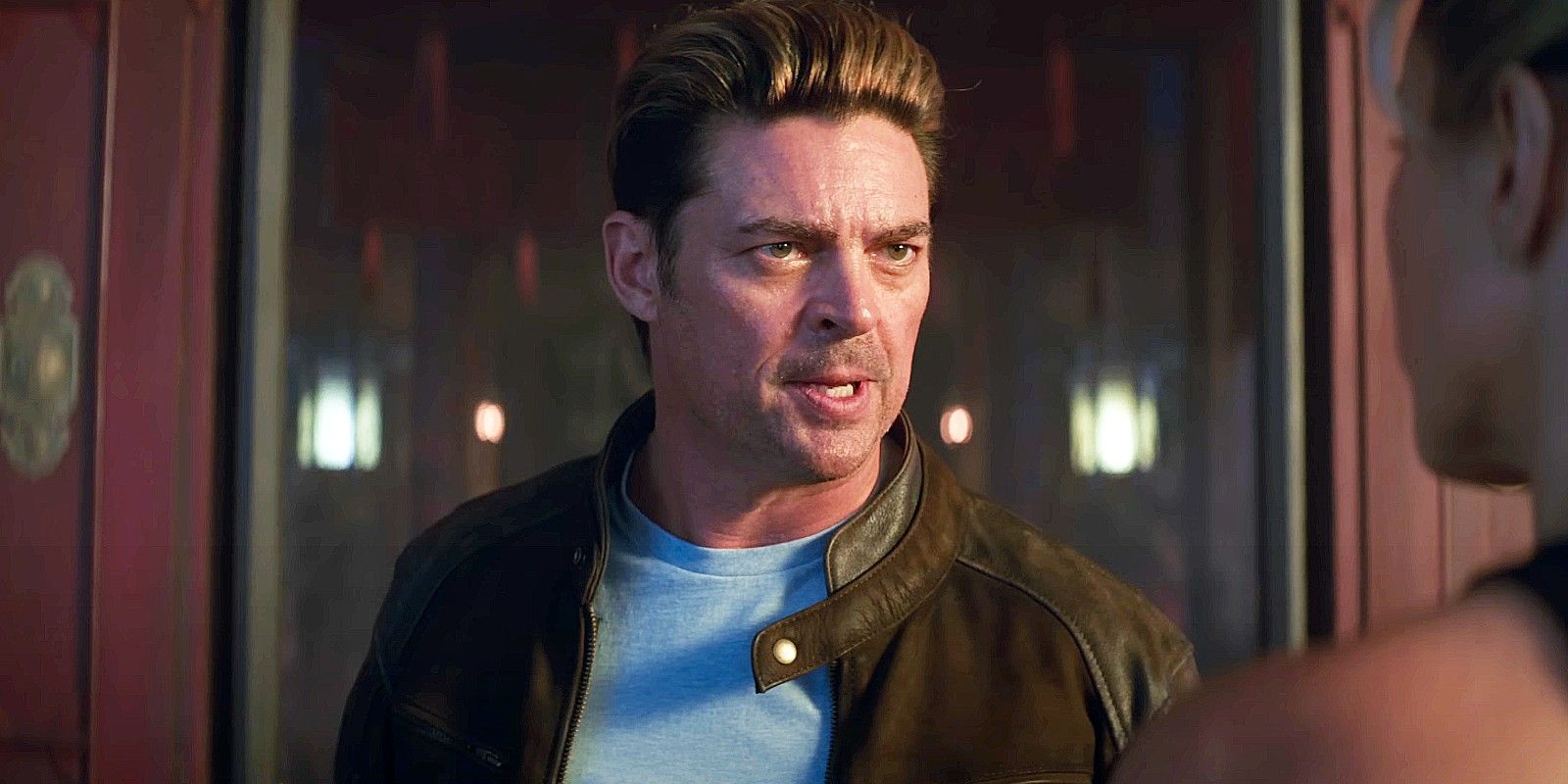 Does Johnny Cage Have Powers In Mortal Kombat 2?