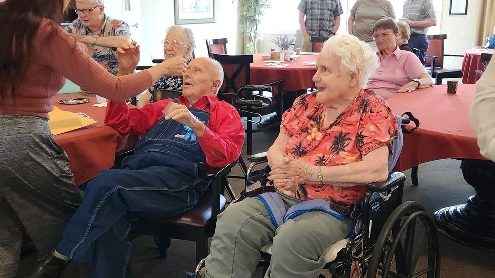 Iowa veteran celebrates 100th birthday with friends, family, and ...